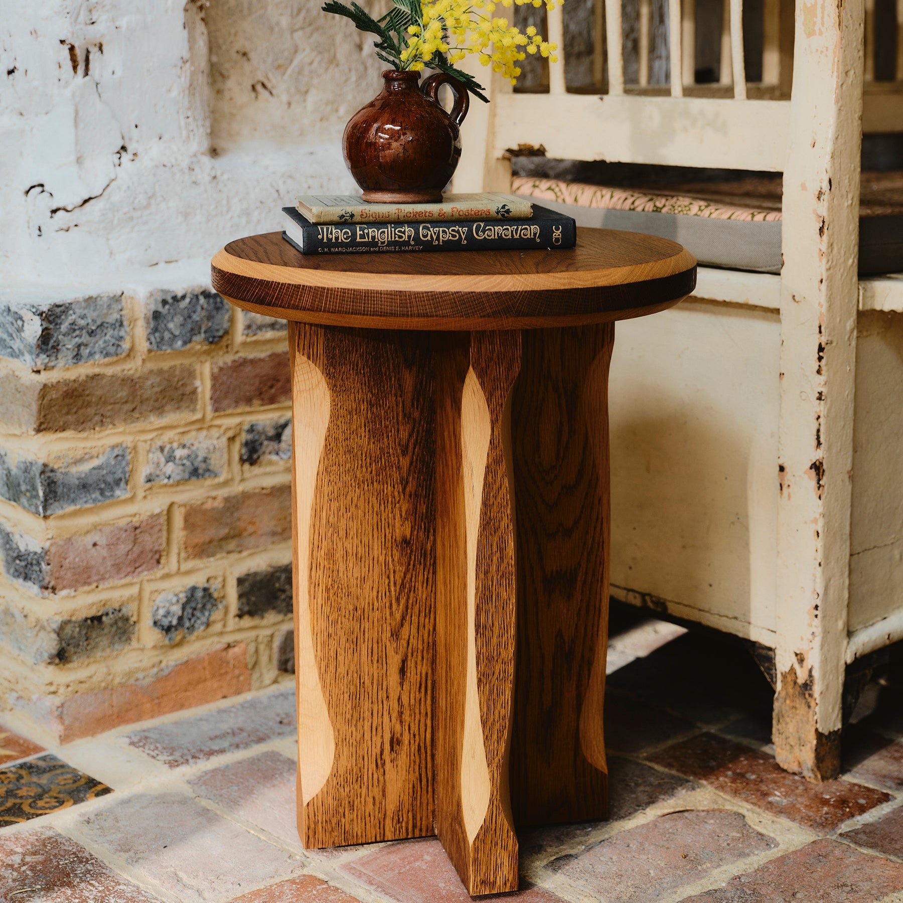 Tinker Side Table - Dark with Natural Oak – ALFRED NEWALL